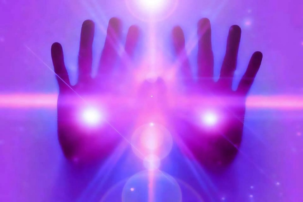 Your Own Hands Are The Secret To Recharging One’s Spiritual Energy ...